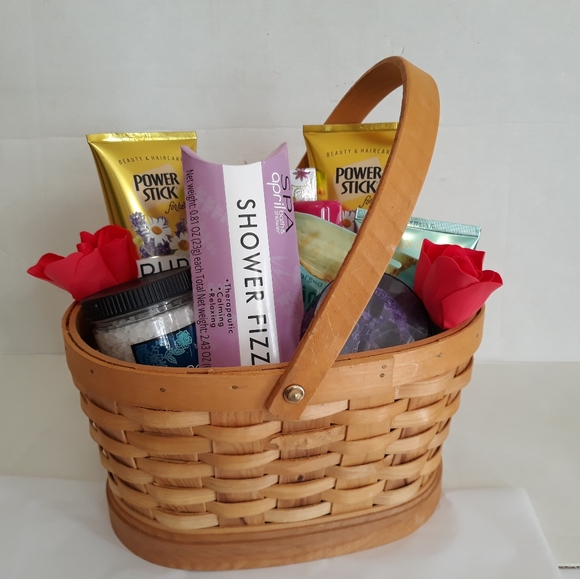 Handmade | Bath & Body | Gift Basket Arrangement Bath And Body Set 3 ...